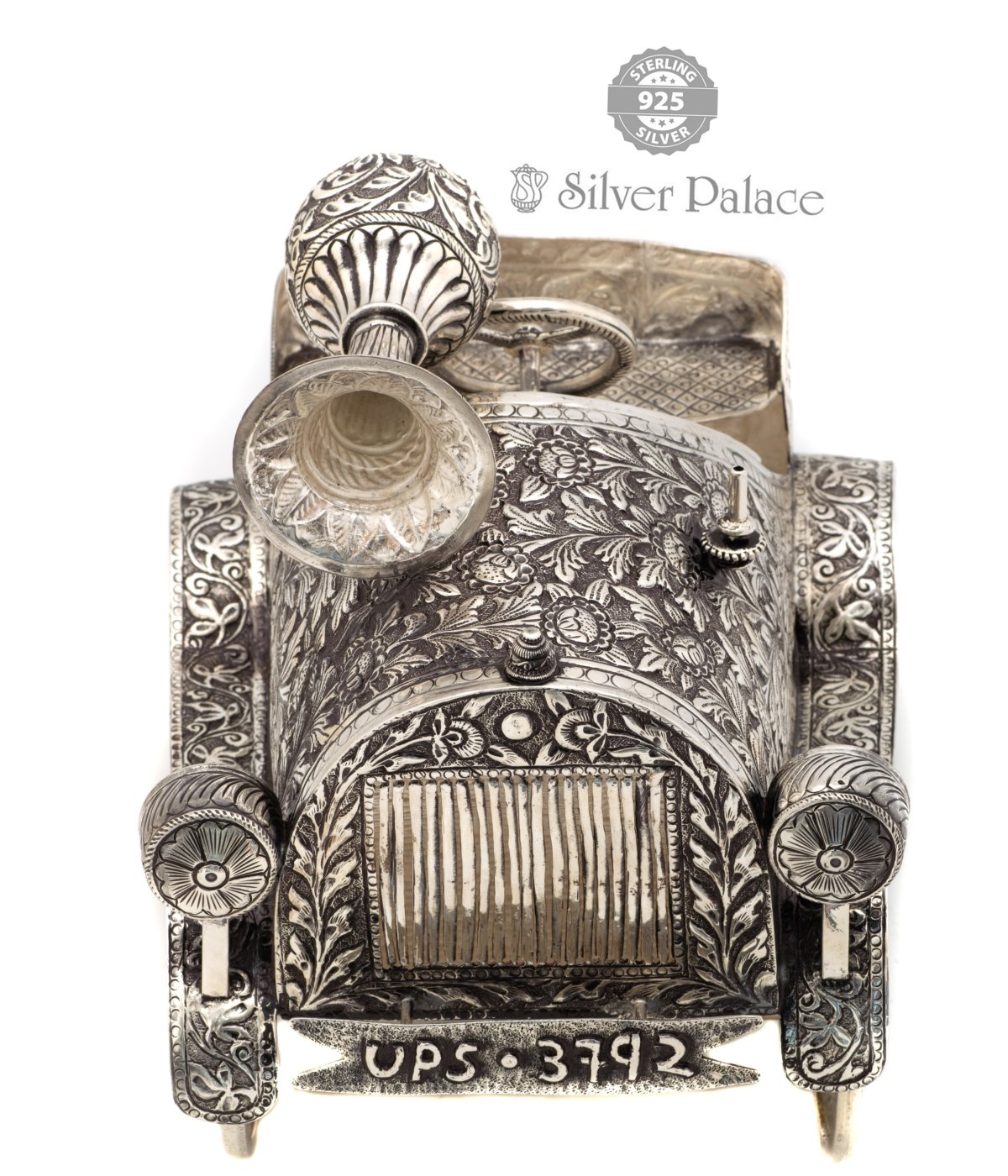 925 Antics Handcrafted Vintage Car Showpiece For Home Office Study ...